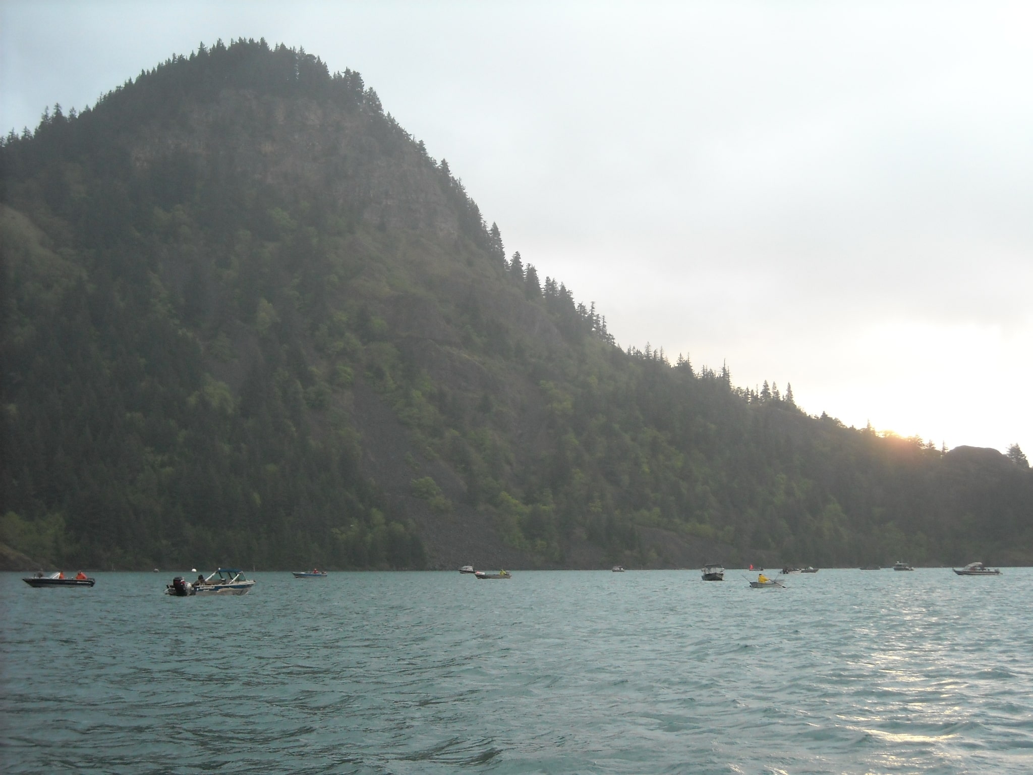 Wind, Drano Closing For Spring Chinook, Steelhead